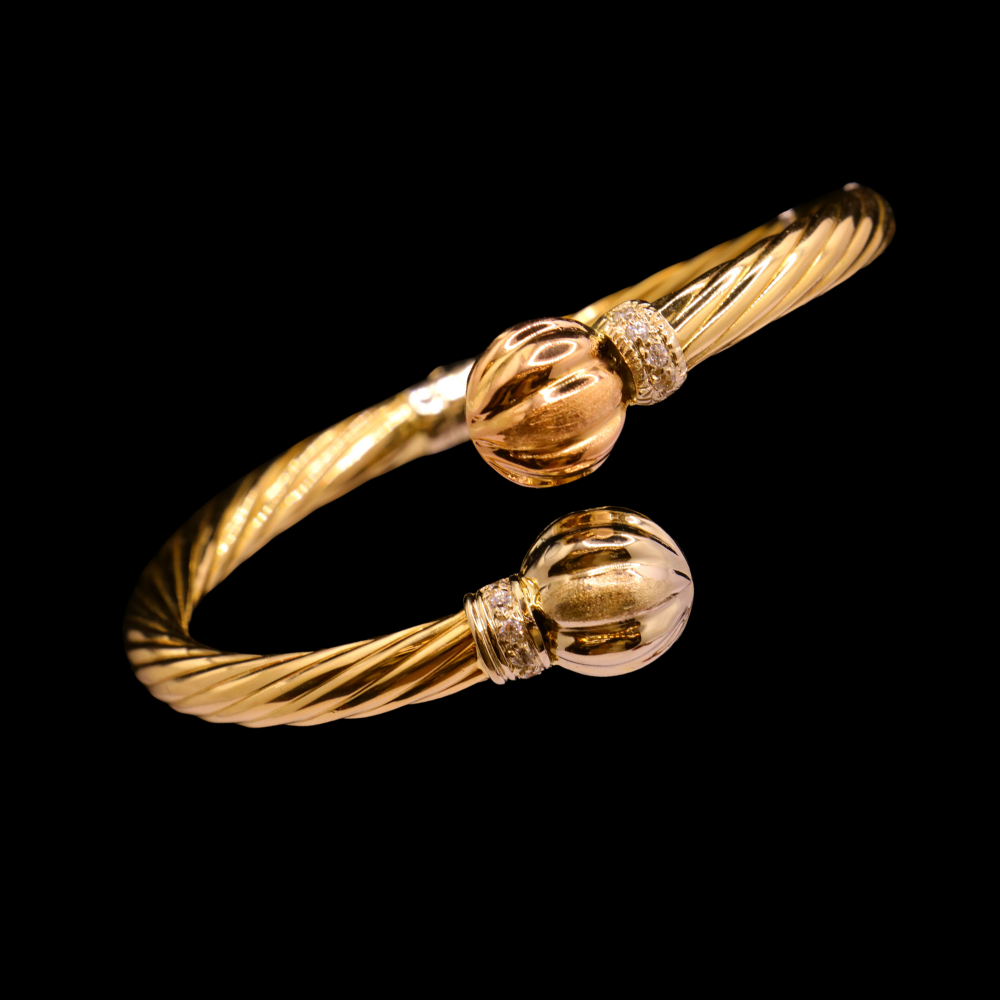 18k Gold Bangle Bracelet | SW23020